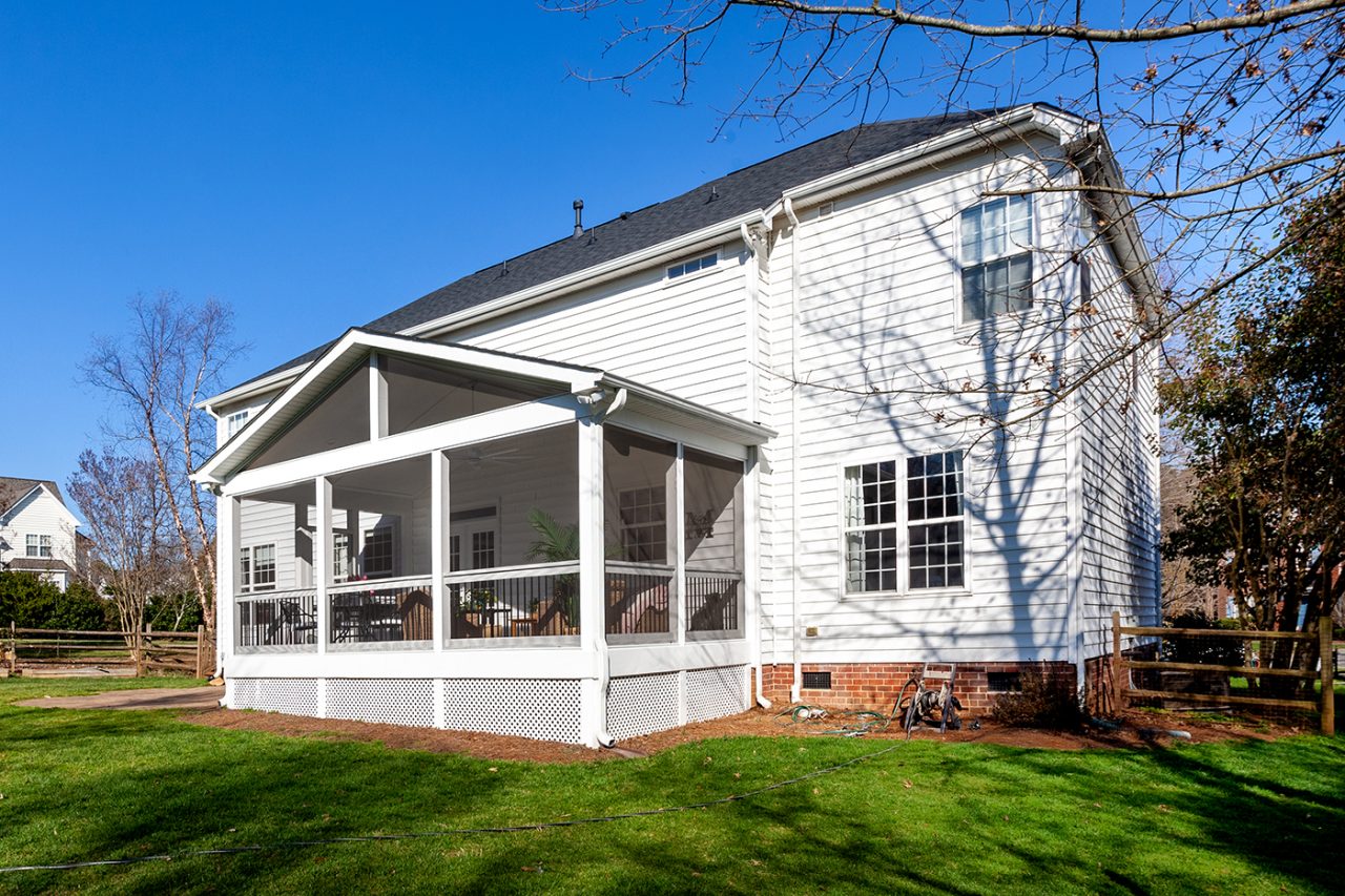 Covered Porch - Whyte Screened Porches