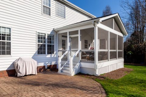 Covered Porch - Whyte Screened Porches